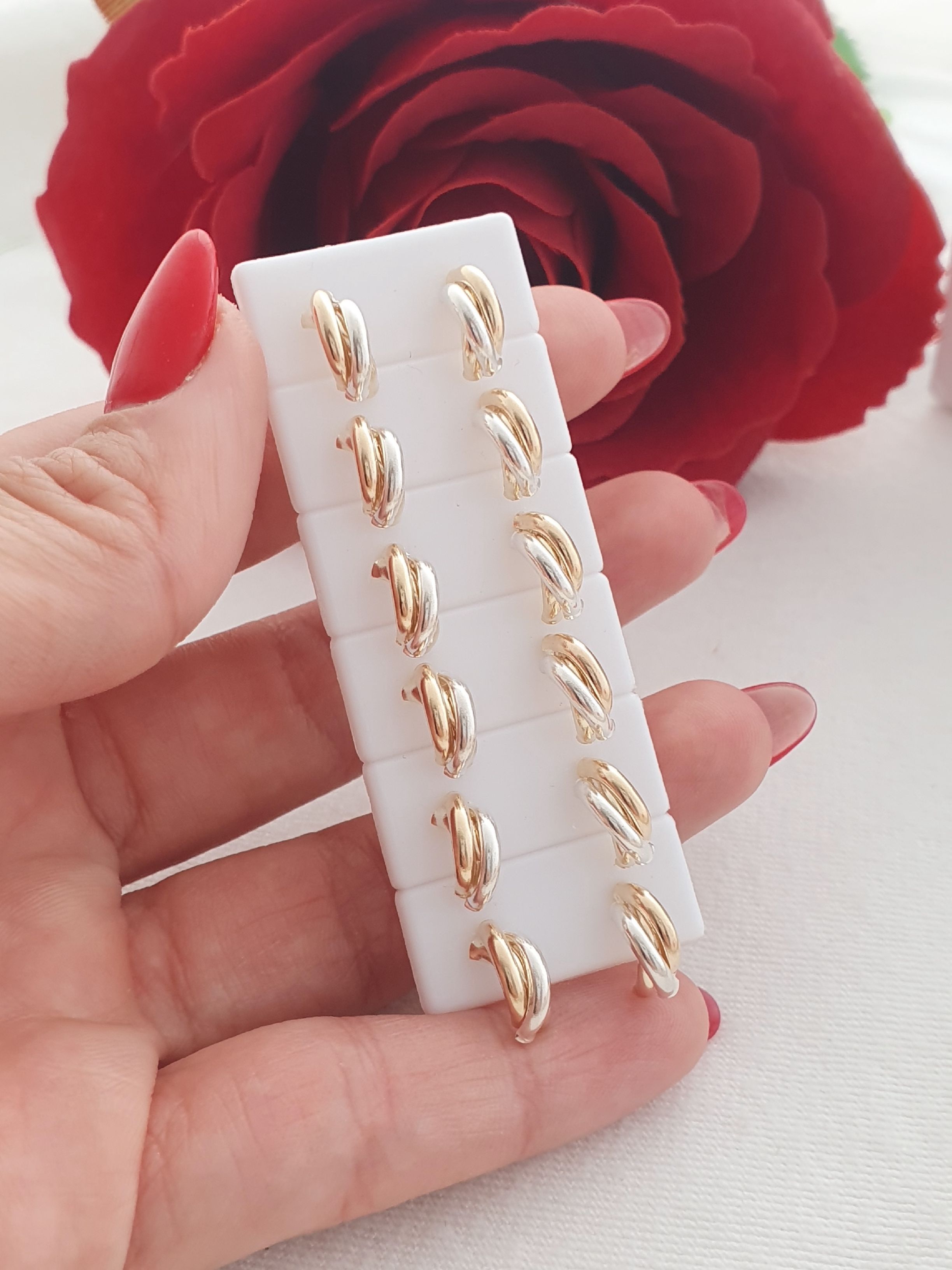 Topos con rosca de seguridad | CATÁLOGO ORO LAMINADO VIP