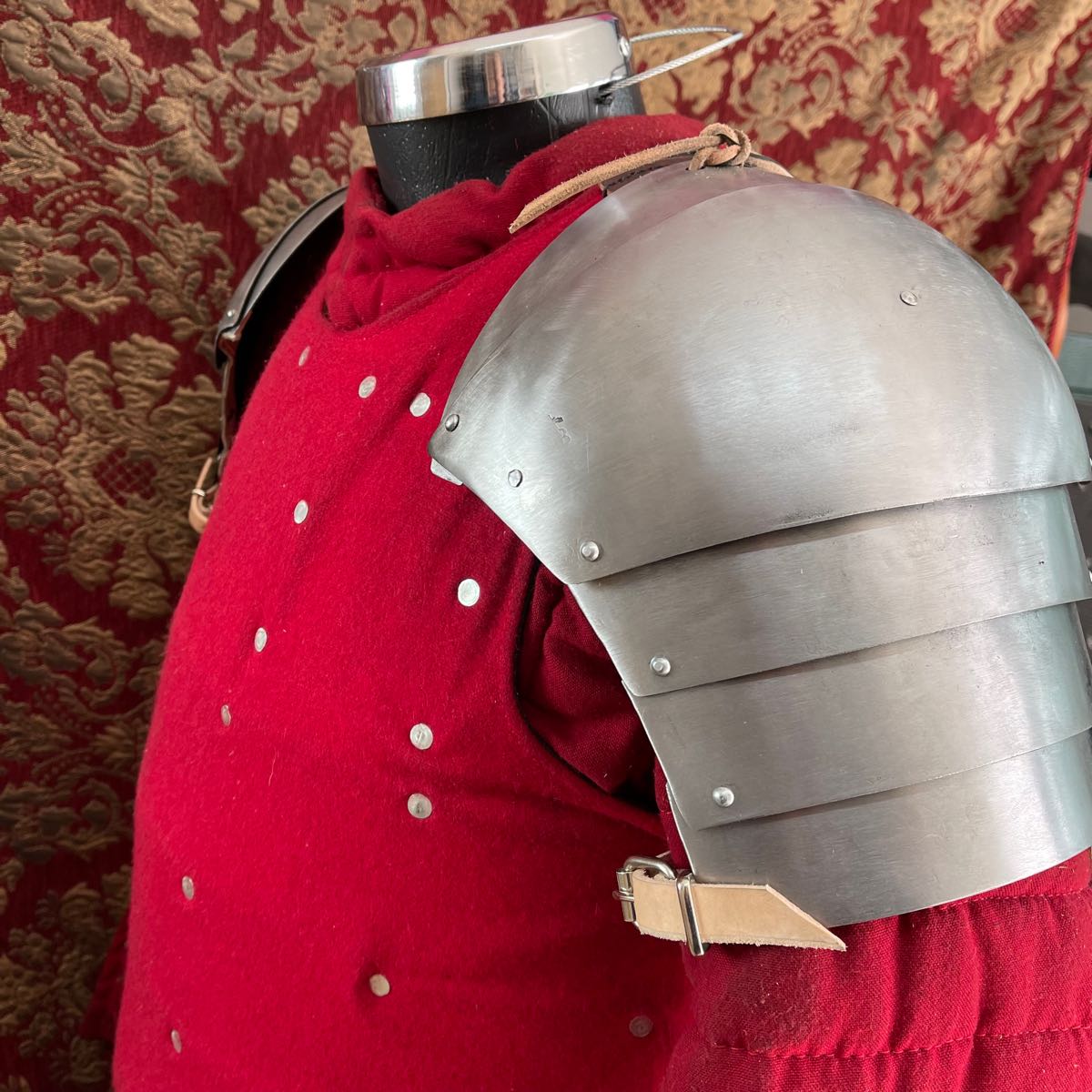 Spaulder RS Model 8A | ⚒ Red Snake ⚔️ Armory
