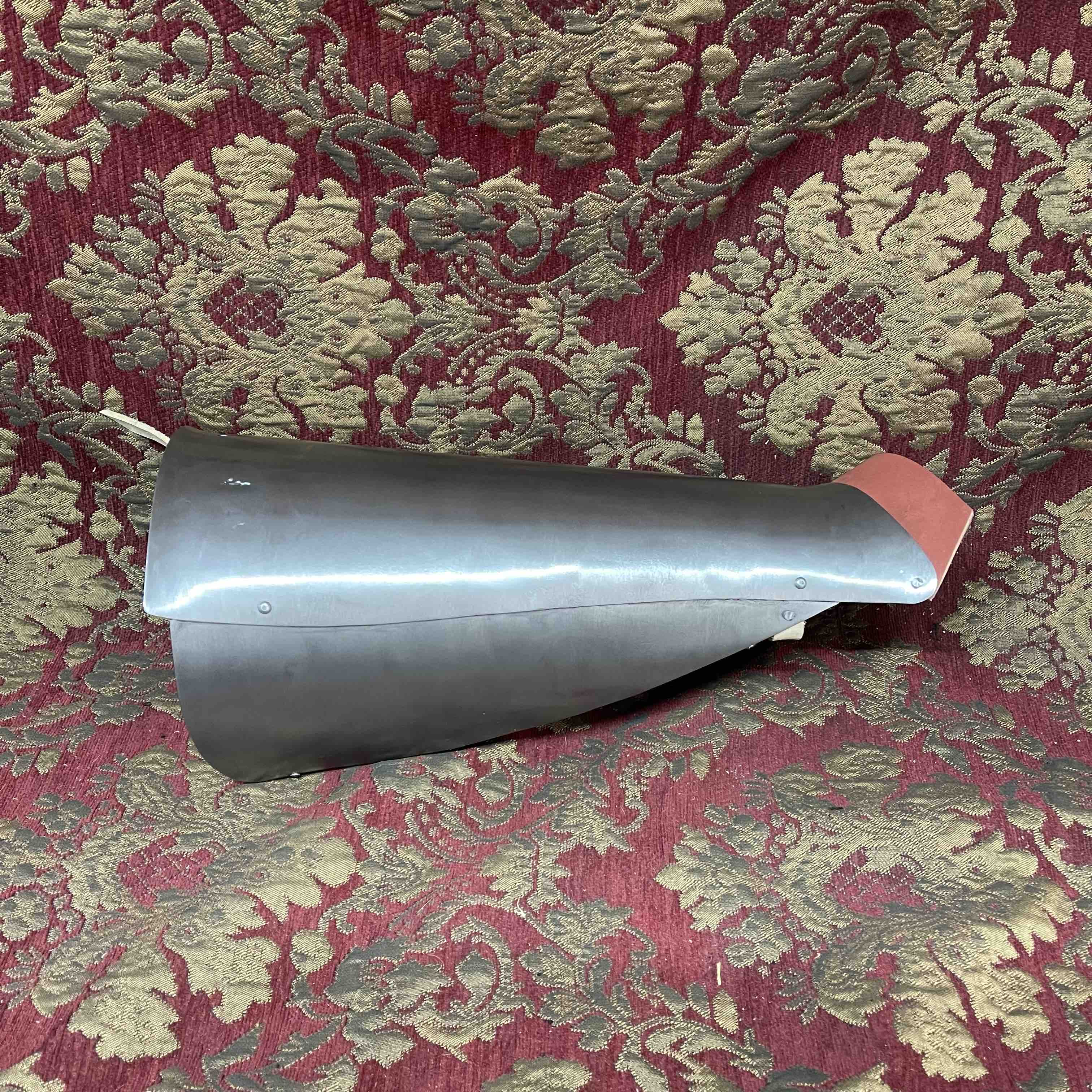Greaves Model 1 (3/4) | ⚒ Red Snake ⚔️ Armory