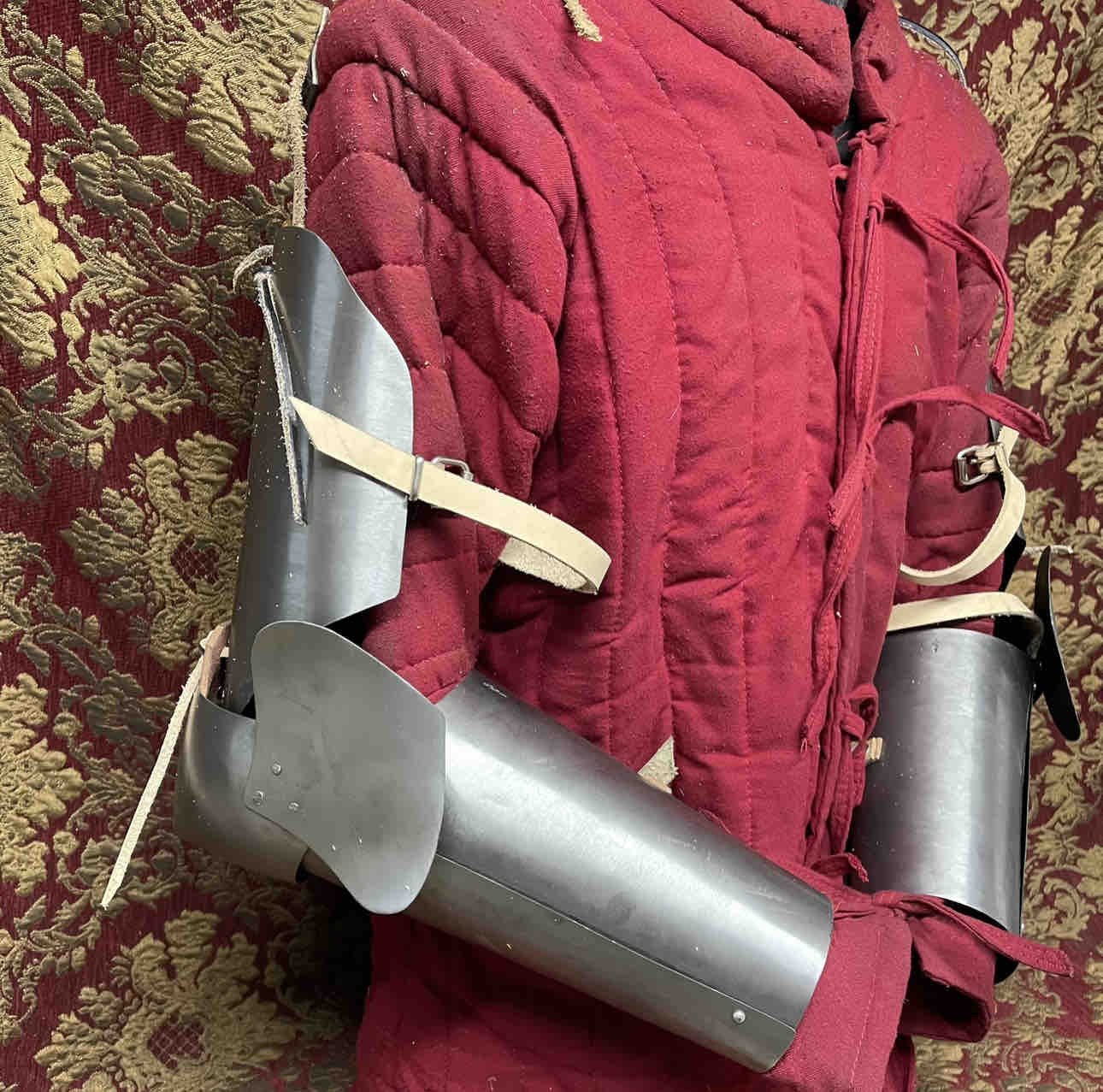 Arms Floating Model 1A | ⚒ Red Snake ⚔️ Armory