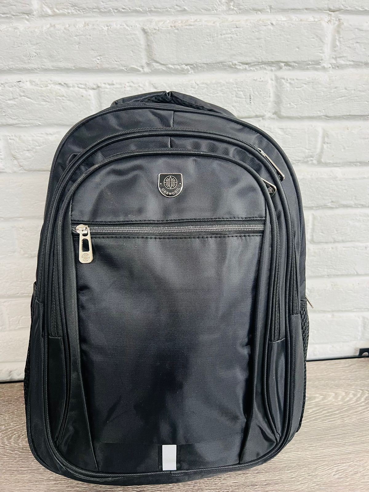 Mochila grenobil línea precio de mayoreo $220 | BOLSAS JULI