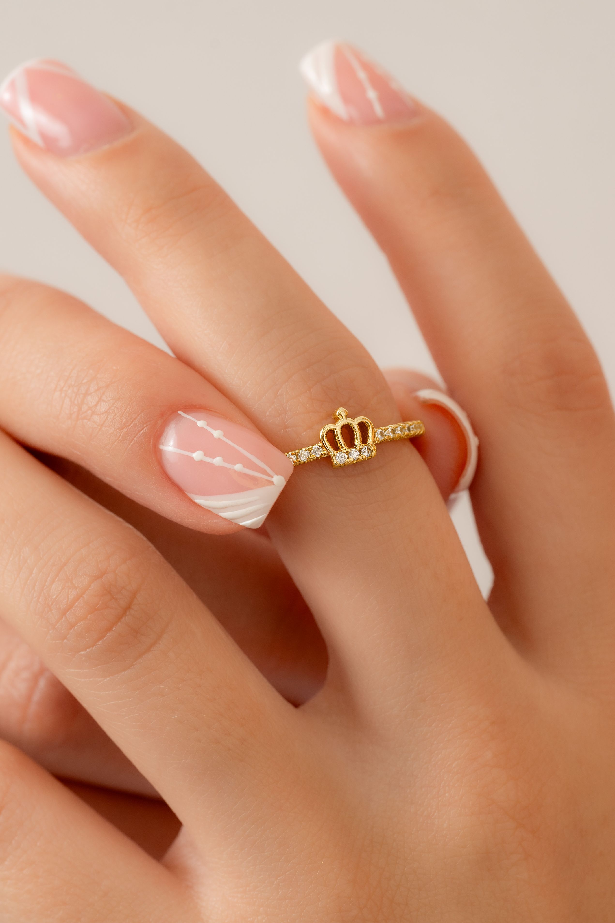 anillo queen | Oro laminado 18k