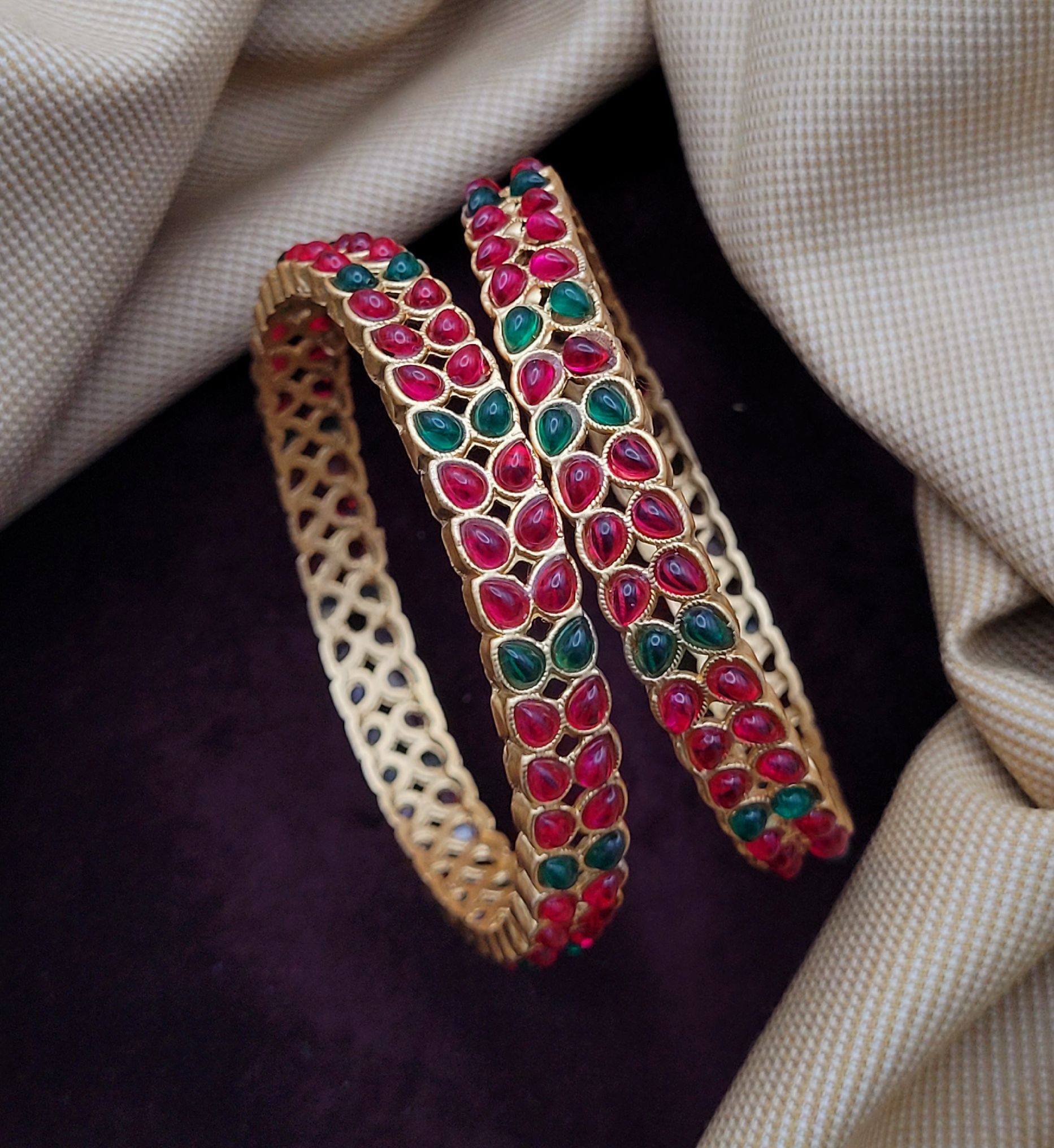 Rajwadi Bangles | Radhe Krishna NX