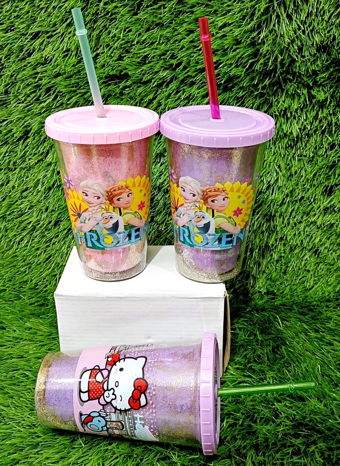 Cartoon Design Glitter Sipper | TwiiMart.in