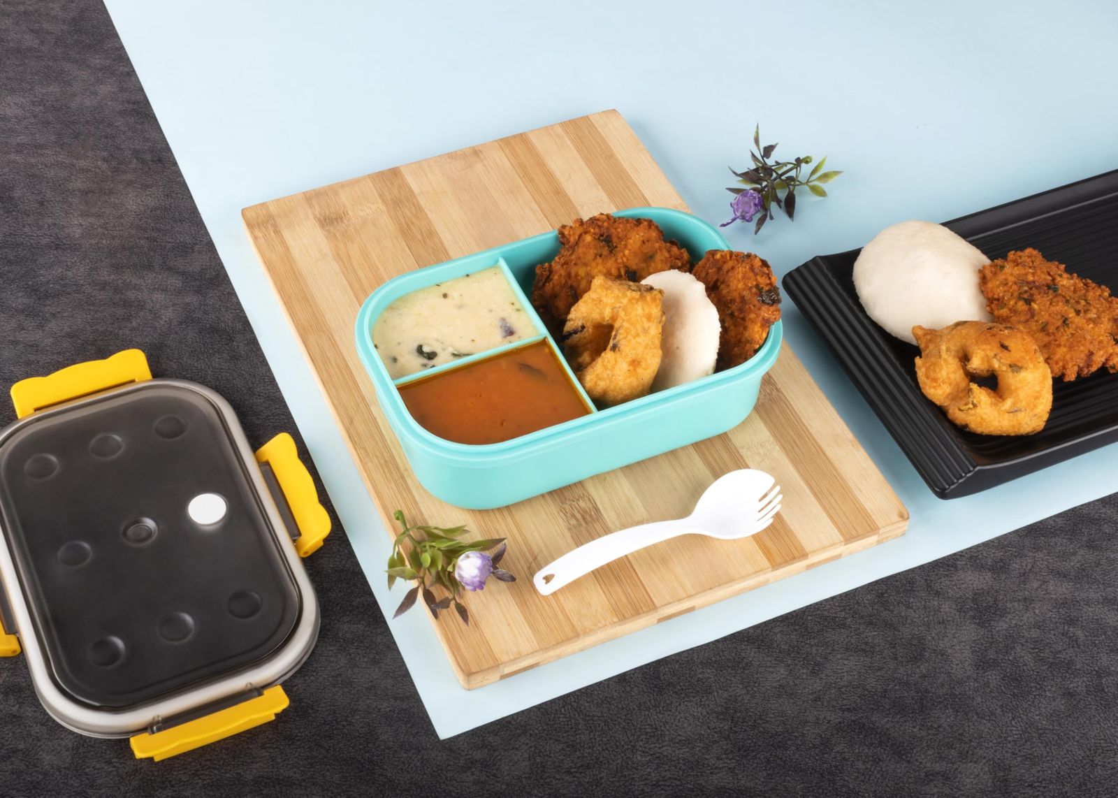 3 Compartment Magic Munch Lunch Box | TwiiMart.in