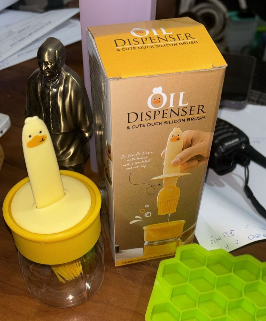 Cute Duck Design Oil Dispenser With Silicon Brush 🦆 | TwiiMart.in