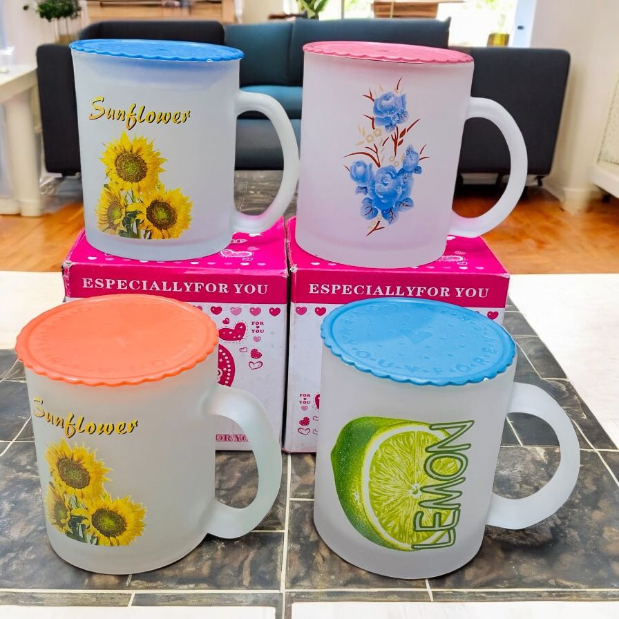Printed Glass Cup With Lid 🍵 | TwiiMart.in