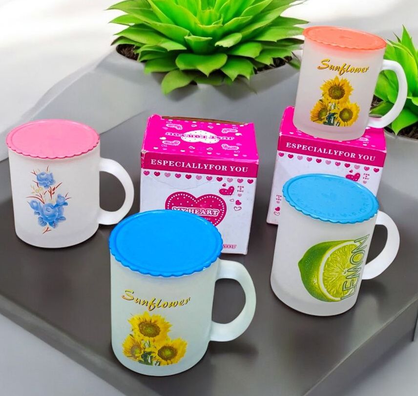 Printed Glass Cup With Lid 🍵 | TwiiMart.in