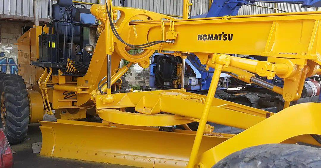 Motor Grader Komatsu Gd511a 1