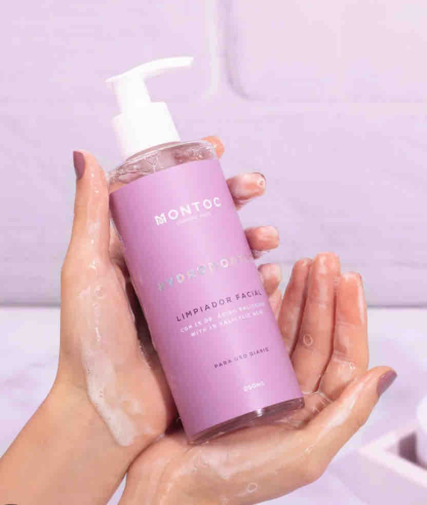 MONTOC | Clic’cloc cosmetics