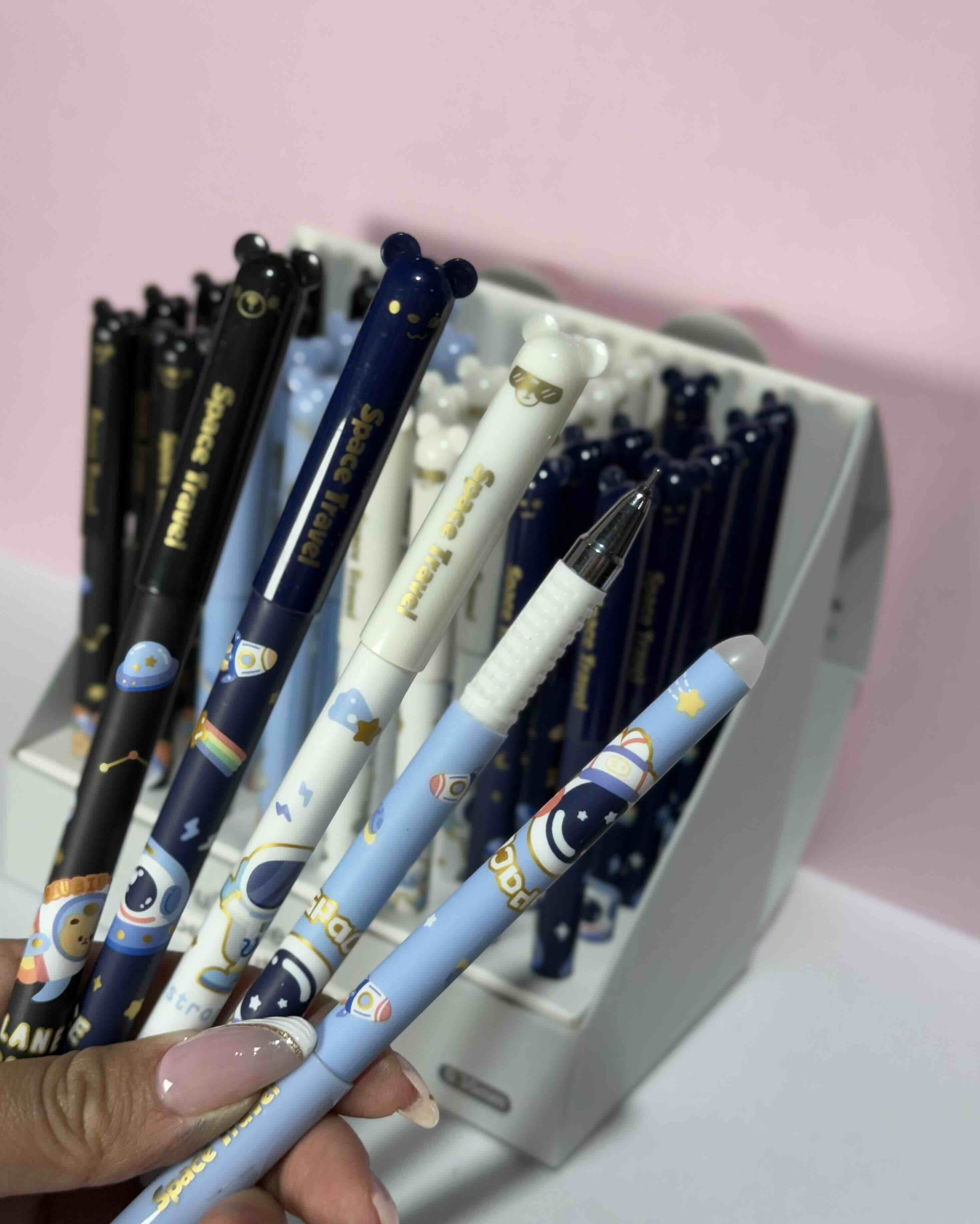 BOLIGRAFO ASTRONAUTA TINTA BORRABLE ( NEGRA ) | La tienda del Esfero Kawaii