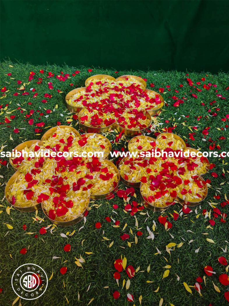 Flower Shape Designer Urli Set Of 3 | Sai Bhavi Decors