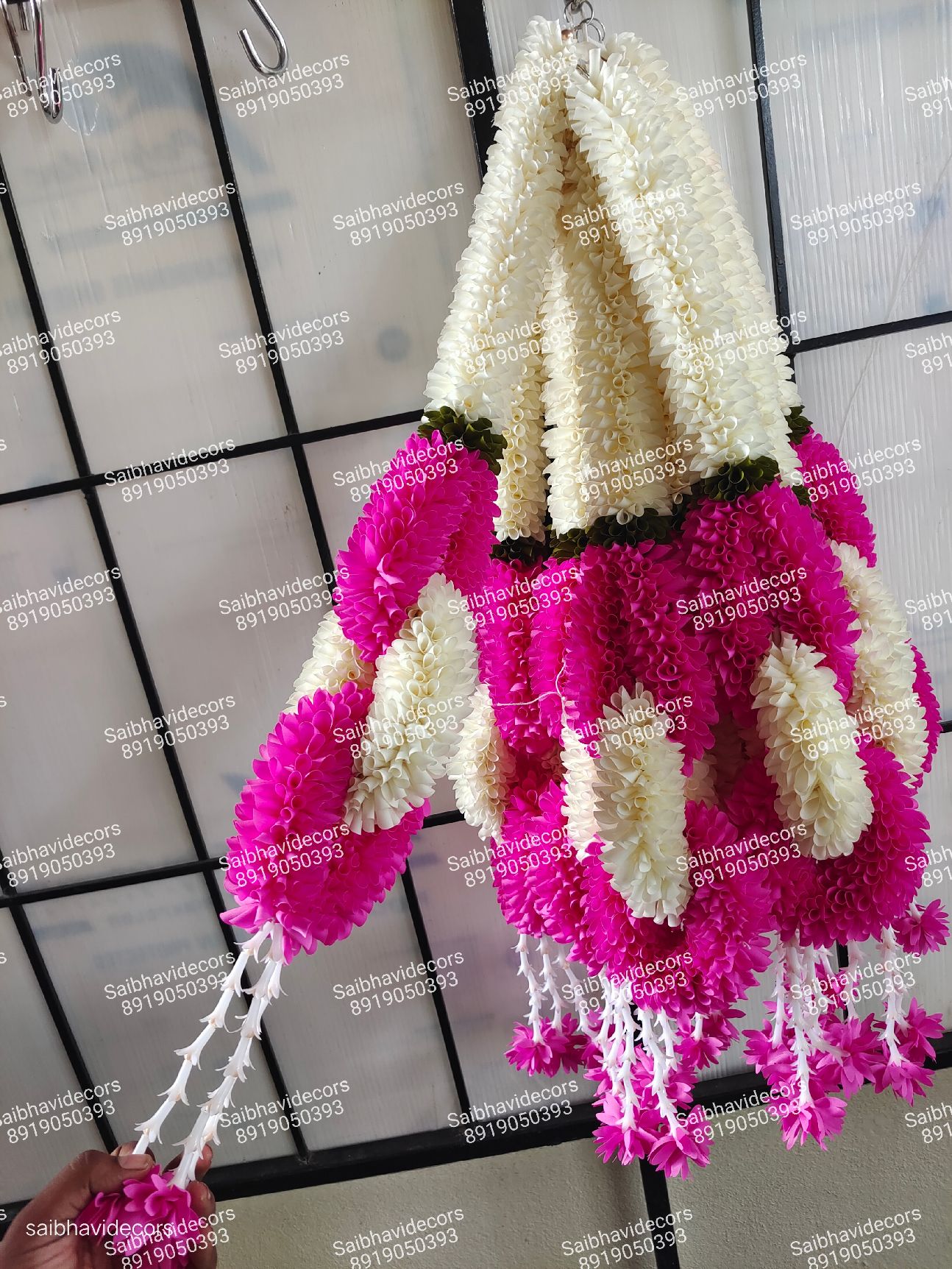 white pink small loop strings | Sai Bhavi Decors