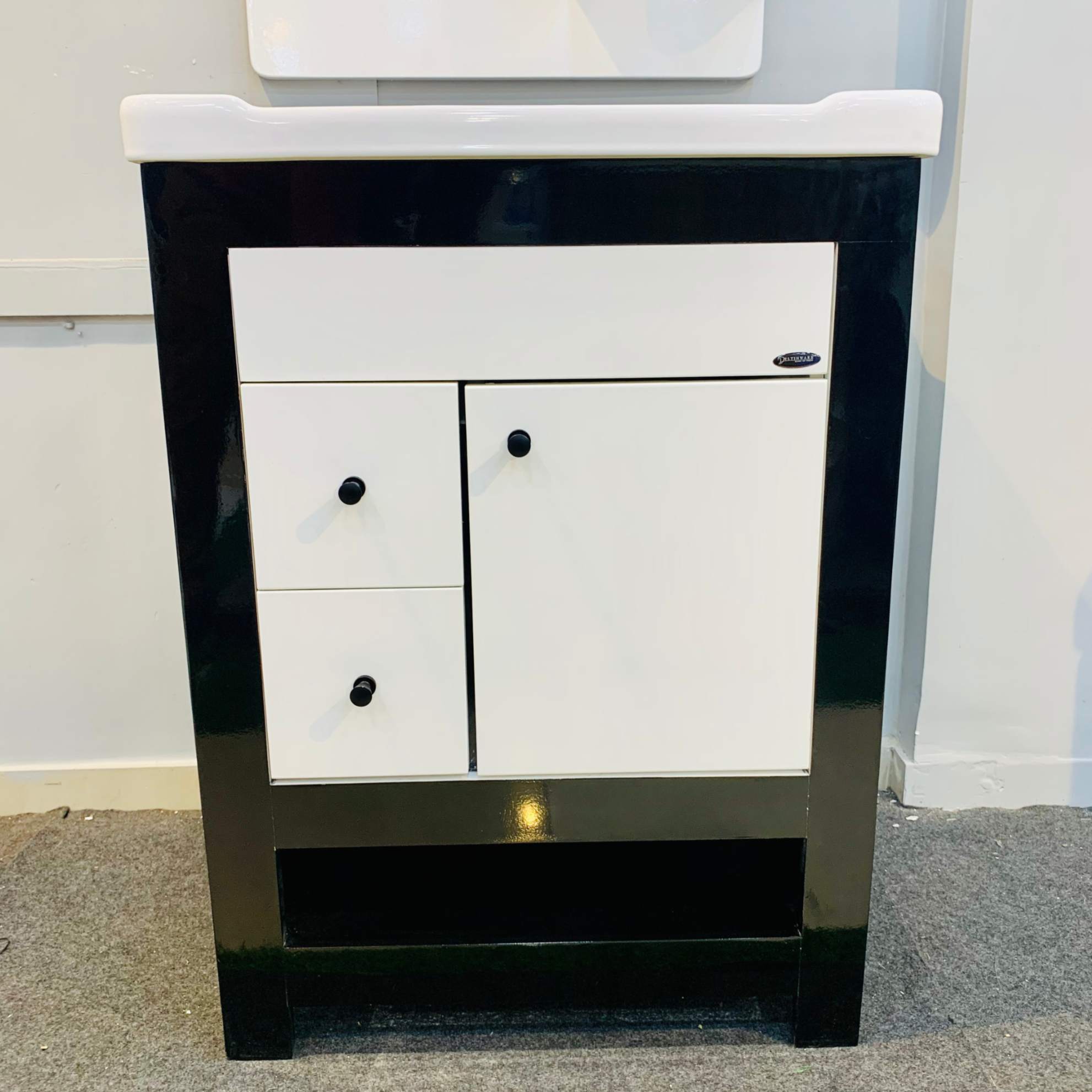 Vanity Basin | Rishav Traders