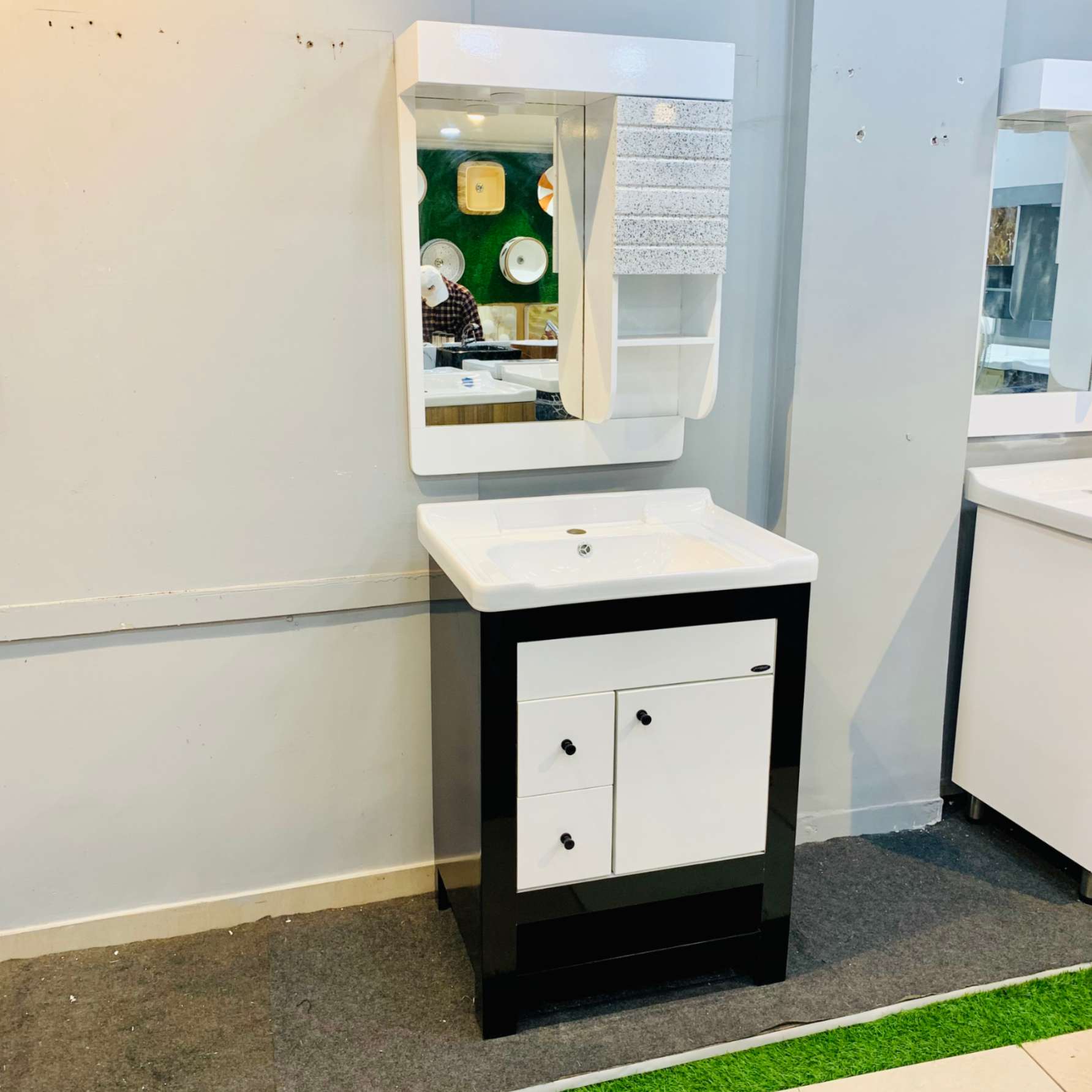 Vanity Basin | Rishav Traders