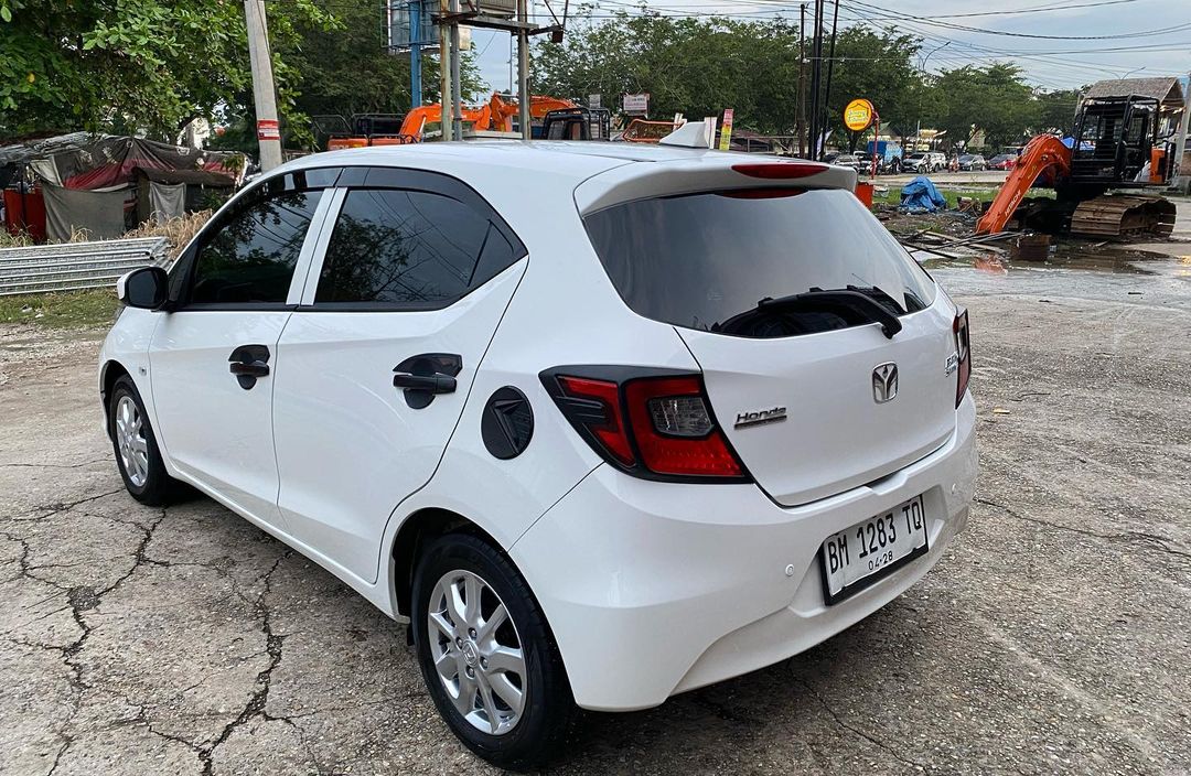 HONDA BRIO E CVT AT THN 2023 LAPAK MOKAS