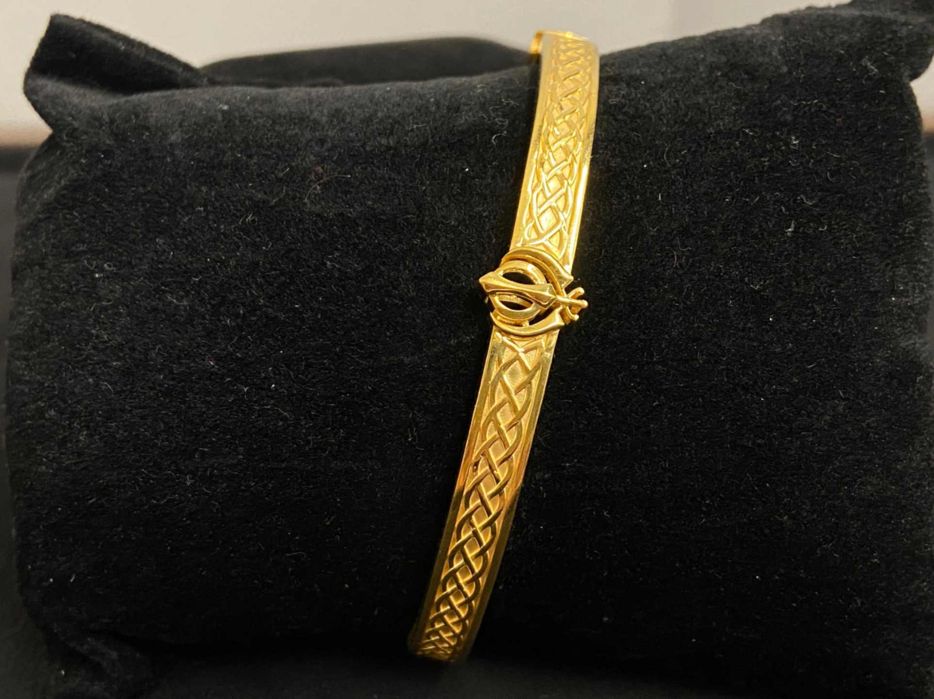 Cuban Sumo Kada | UNIQUE CHAINS AND JEWELS LIMITED