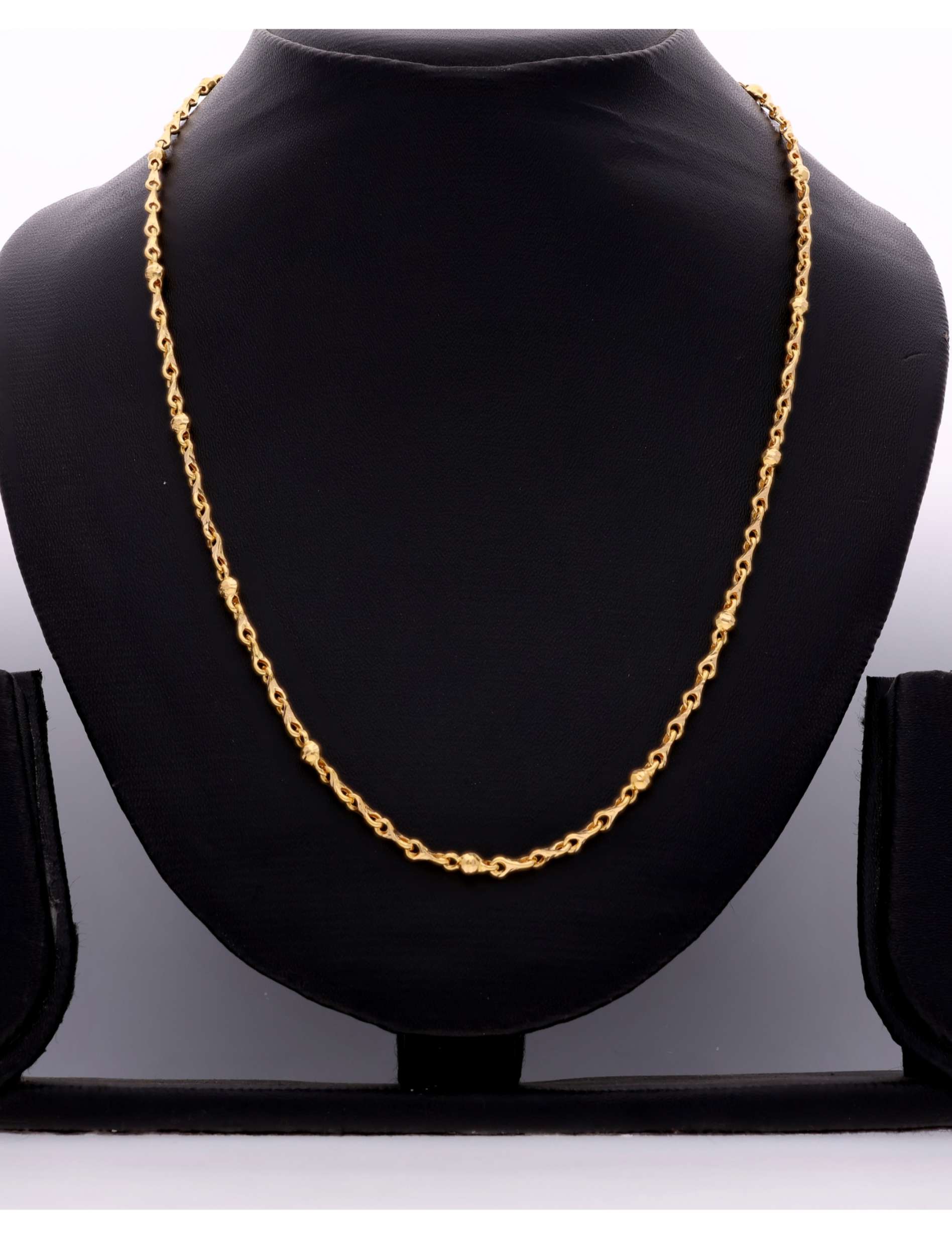 UNIQUE CHAINS AND JEWELS LIMITED