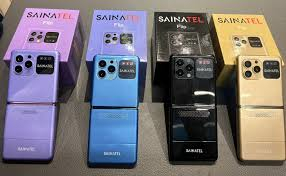 Flip Phone | Gadgets Mania