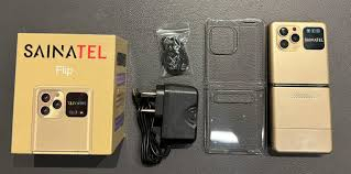 Flip Phone | Gadgets Mania